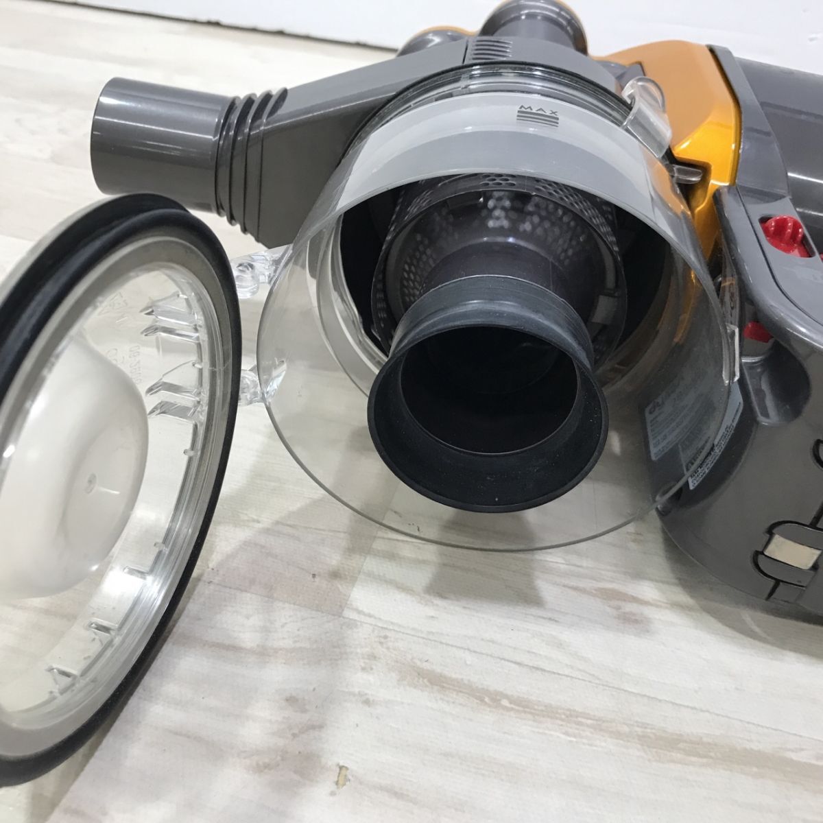 ジャンク品 dyson ダイソン DC34 DC16 ハンディークリーナー コードレス掃除機 C1643(ダイソン)｜売買されたオークション情報、yahooの商品情報をアーカイブ公開 ...