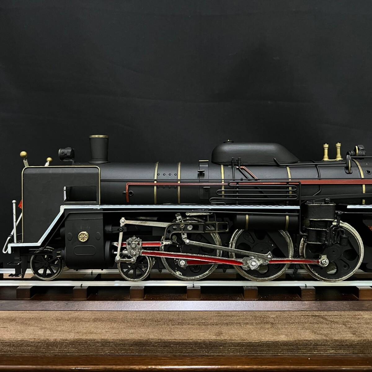 BEg086I 160 福岡発 鉄道模型 昭和天皇のお召機関車 C571 蒸気機関車 ガラスケース付 全長 約70cm 大型 鉄道 ...