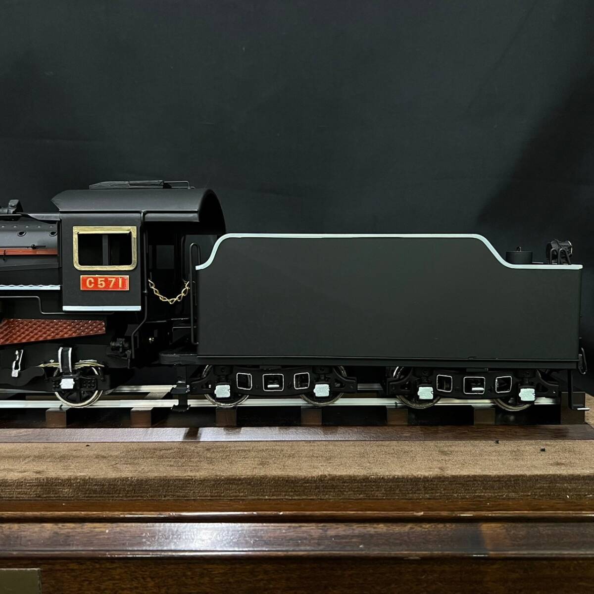 BEg086I 160 福岡発 鉄道模型 昭和天皇のお召機関車 C571 蒸気機関車 ガラスケース付 全長 約70cm 大型 鉄道 ...