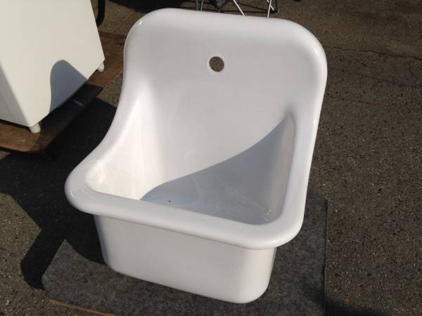 TOTO バック付掃除用流し 洗面台 SK22A 保管品(洗面台、洗面ボウル（鏡なし）)｜売買されたオークション情報、yahooの商品情報を ...