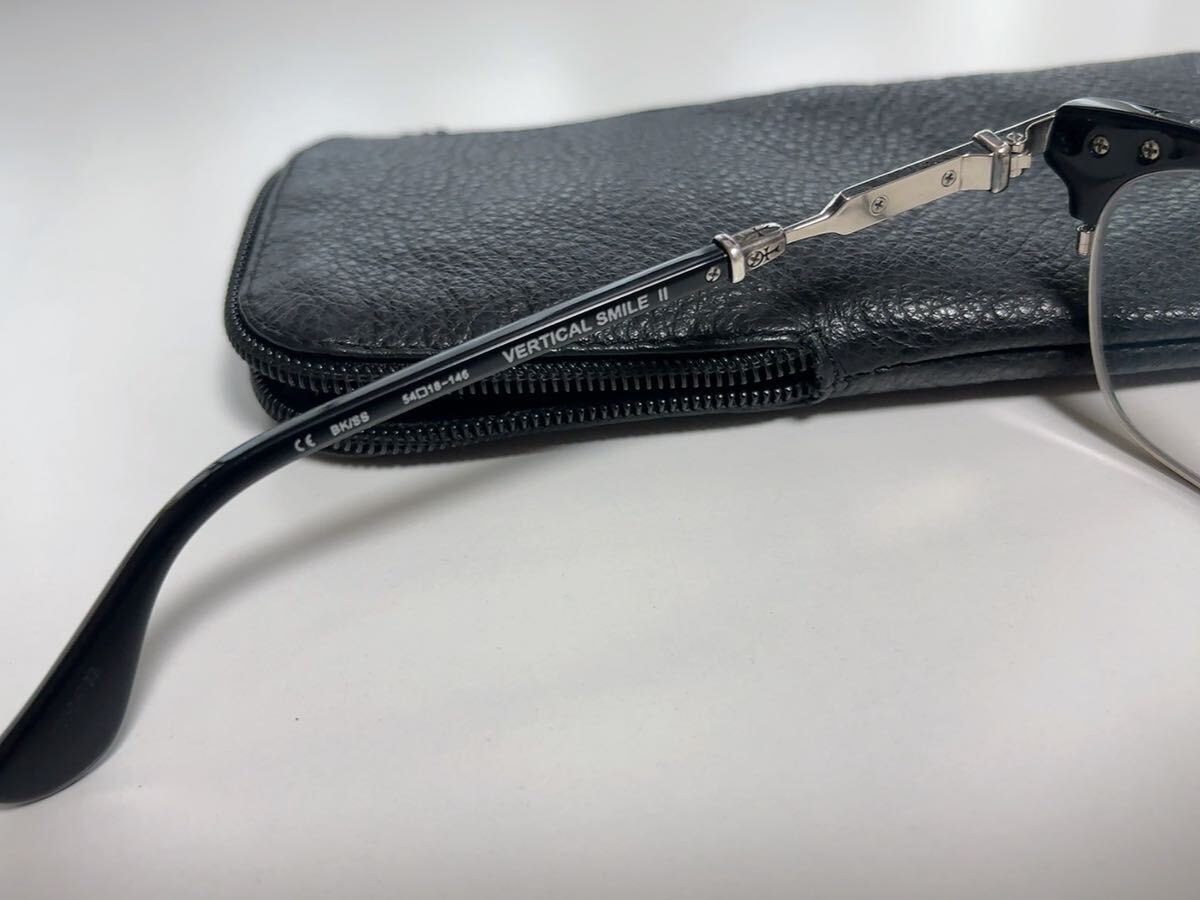 クロムハーツ メガネフレーム VERTICAL SMILE 2 BK/SS 54 18-146 眼鏡 度入り bet(その他)｜売買されたオークション情報、yahooの商品情報をアーカイブ公開 ...
