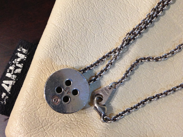 GARNIガルニ SVボタンペンダントネックレス シルバー メール便(シルバー)｜売買されたオークション情報、yahooの商品情報をアーカイブ公開 - オークファン（aucfan.com）