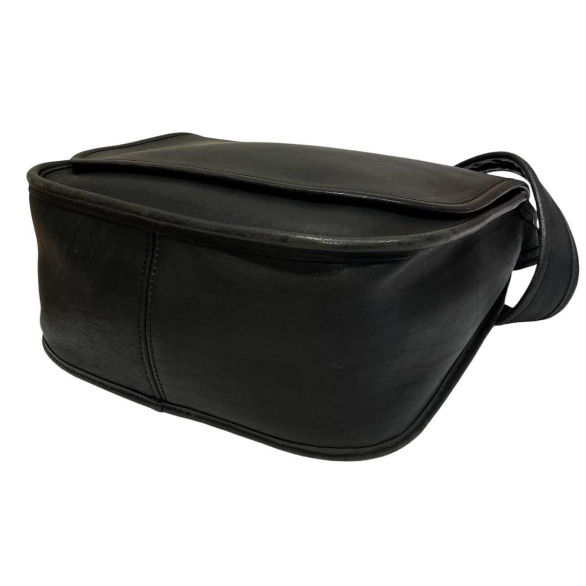 COACH コーチ オールドコーチ 357 9342 ショルダーバッグ レザー ブラック(その他)｜売買されたオークション情報、yahooの商品情報をアーカイブ公開 - オークファン ...