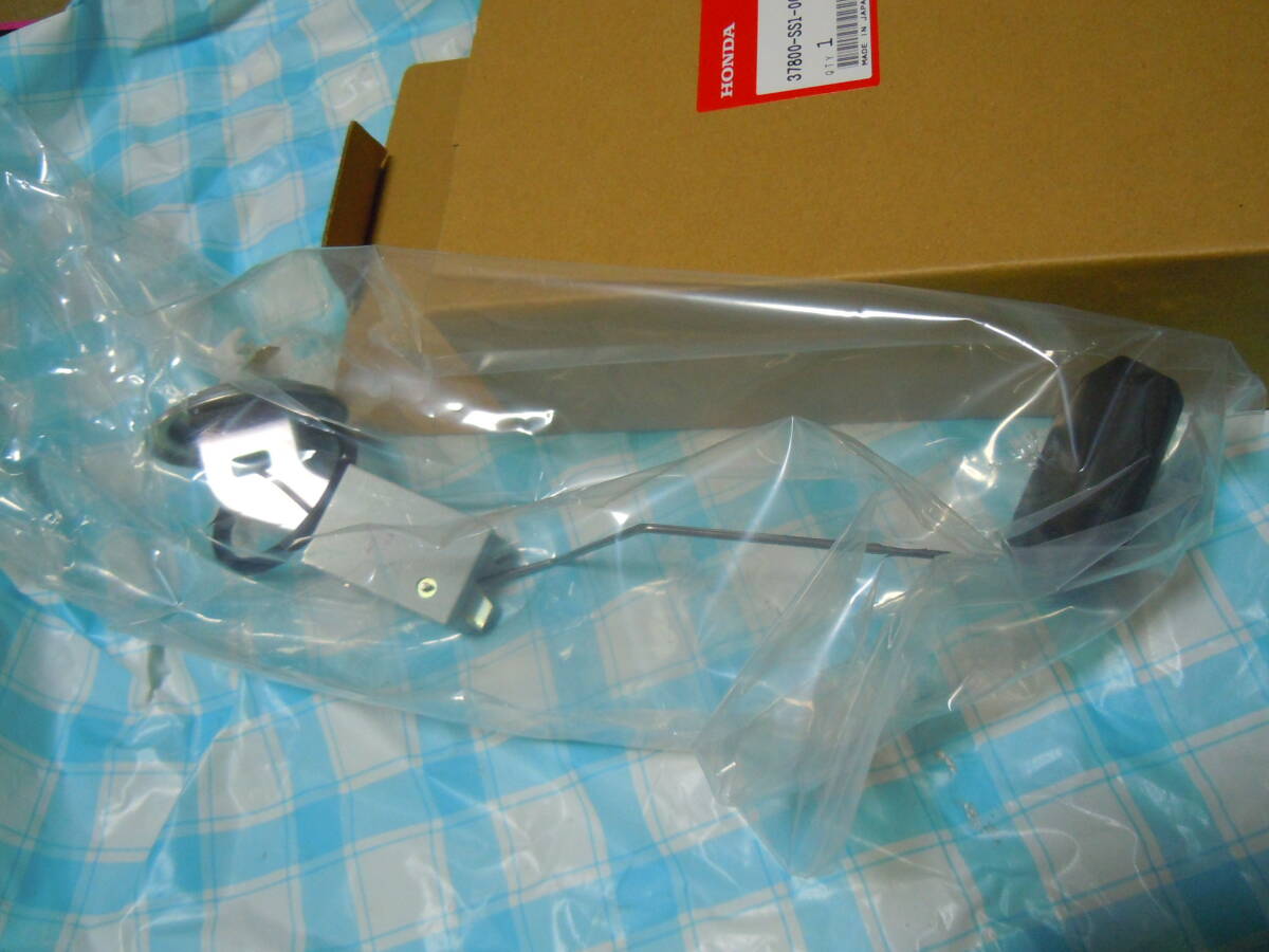 出展 BEAT PP1 ホンダ ビート PP1 純正 燃料計 ゲージ フューエル ガソリン(エンジン部品)｜売買されたオークション情報、yahooの商品情報をアーカイブ公開 - オークファン ...