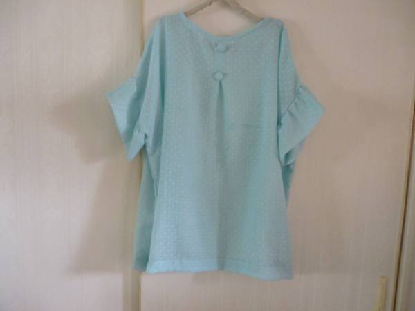 ハンドメイド リネン混 プルオーバー 訳アリ 3L 4L(XLサイズ以上)｜売買されたオークション情報、yahooの商品情報をアーカイブ公開 - オークファン（aucfan.com）