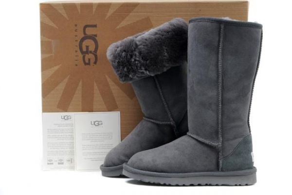 UGGアグ ムートンブーツ 5815 Classic Tall グレー US7(US7)｜売買されたオークション情報、yahooの商品情報をアーカイブ公開 - オークファン（aucfan.com）