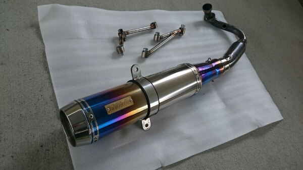 マジェスティ4D9 SG20J MAC MRD evolution マフラー(マフラー本体（社外）)｜売買されたオークション情報、yahooの商品情報をアーカイブ公開 - オークファン ...