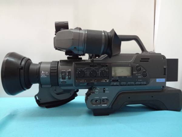 SONY ソニー業務用デジタルビデオカメラ 3CCD DVCAM DSR-200(プロ用、業務用)｜売買されたオークション情報、yahooの ...