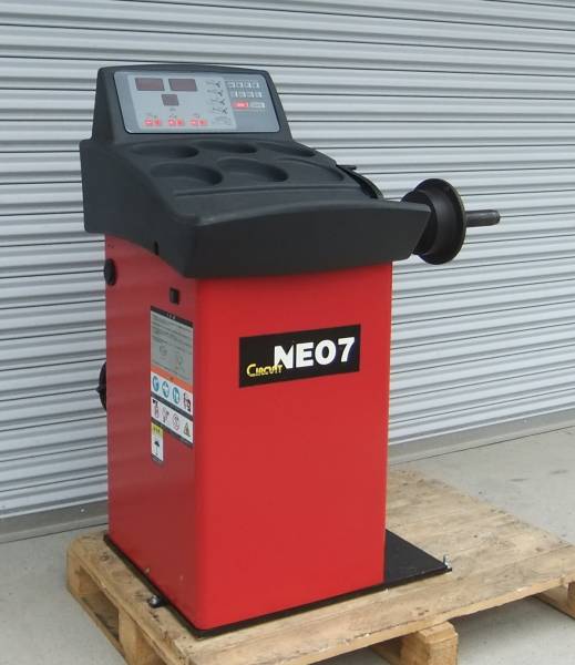 ホイールバランサー EIWA CIRCUIT NEO 7(タイヤチェンジャー)｜売買されたオークション情報、yahooの商品情報をアーカイブ公開 - オークファン（aucfan.com）