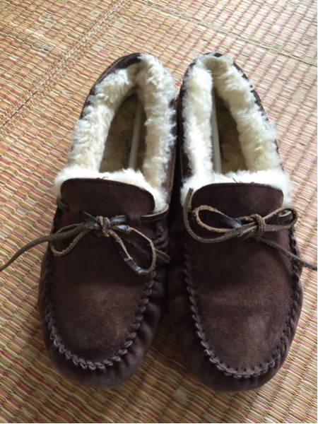 UGG ダコタ US7 24cm(US7)｜売買されたオークション情報、yahooの商品情報をアーカイブ公開 - オークファン（aucfan.com）