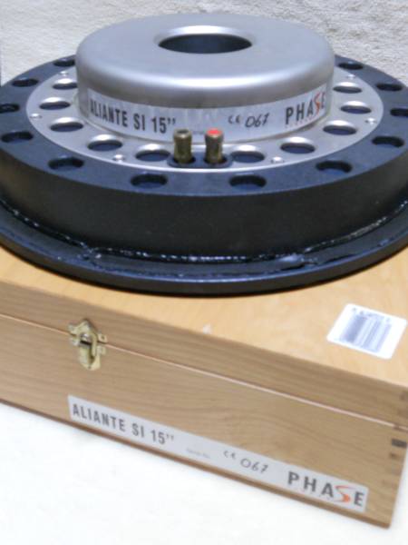 PHASE LINEAR フェイズリニア アリアンテSI 15インチ(ウーハー)｜売買されたオークション情報、yahooの商品情報をアーカイブ公開 - オークファン（aucfan.com）