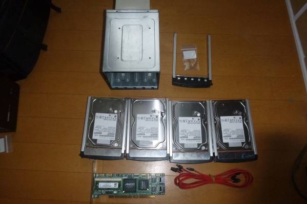 3ware 9500S-4LP 128MB+HDD x5 Bay+HITACHI 500GB HDD x4 junk(サーバー)｜売買された ...