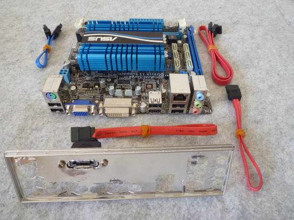 ASUS C60M1-I AMD C-60 A50M FCH Mini-ITX(ASUSTeK)｜売買されたオークション情報、yahooの商品 ...