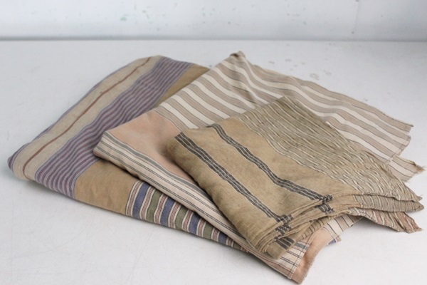 TB526古布3枚セット 木綿/継ぎ接ぎ/野良着/布団/素材/リメイク/はぎれ/昭和レトロ/襤褸/らんる/ぼろ/BORO/indigo/古道具タグボート(リメイク素材)｜売買されたオークション ...