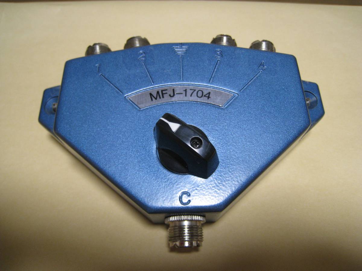 MFJ-1704アンテナ切替器 4回路 同軸切替器 品(アクセサリ)｜売買されたオークション情報、yahooの商品情報をアーカイブ公開 ...