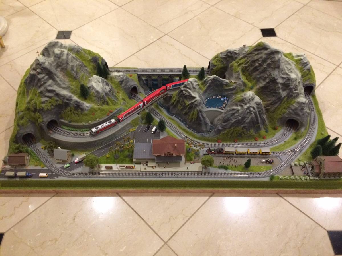 引取限定 ストラクチャー込 KATO 24-003＜アルプスの氷河特急＞デスクトップレイアウト(その他)｜売買されたオークション情報 ...