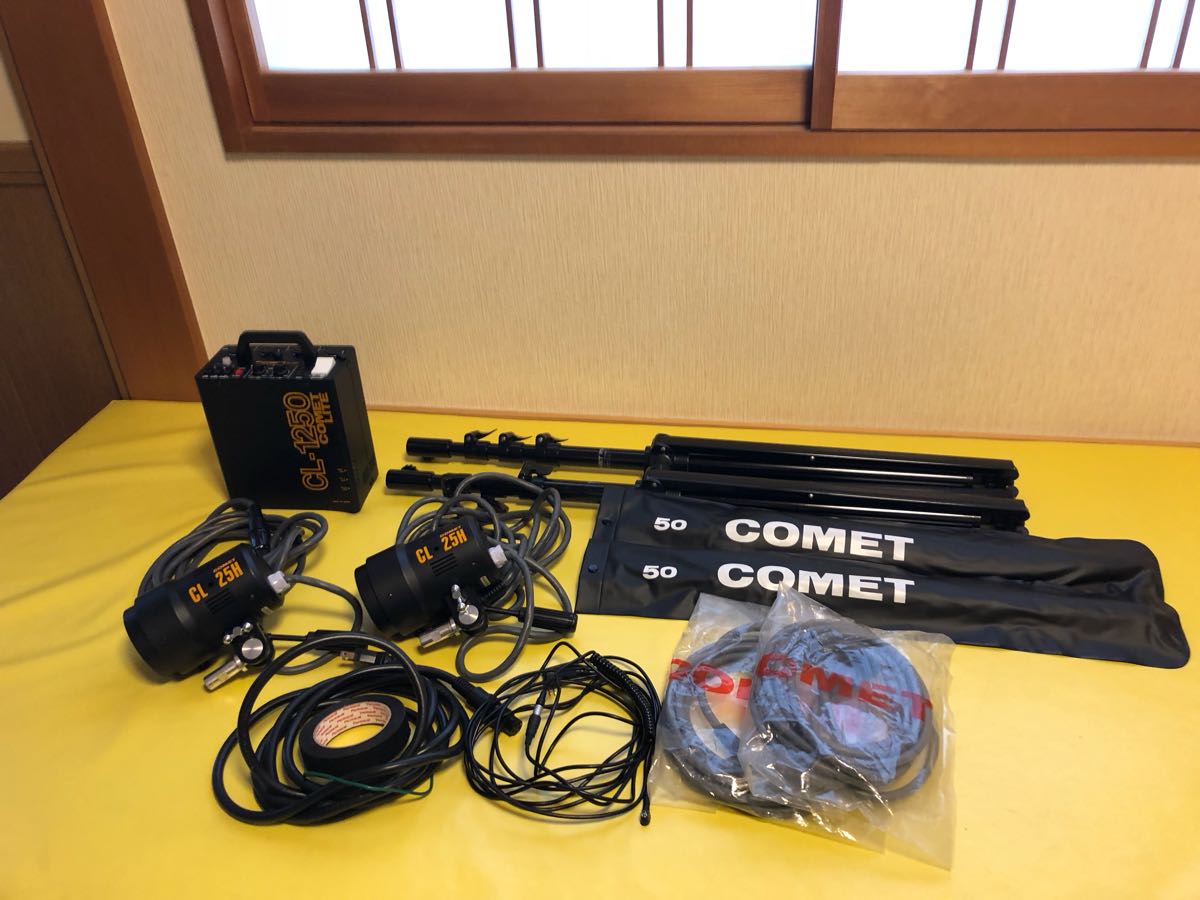 COMET /CL-1250/ COMET LITE/ストロボ/三脚 バック付き 格安スタート(フラッシュ)｜売買されたオークション情報 ...