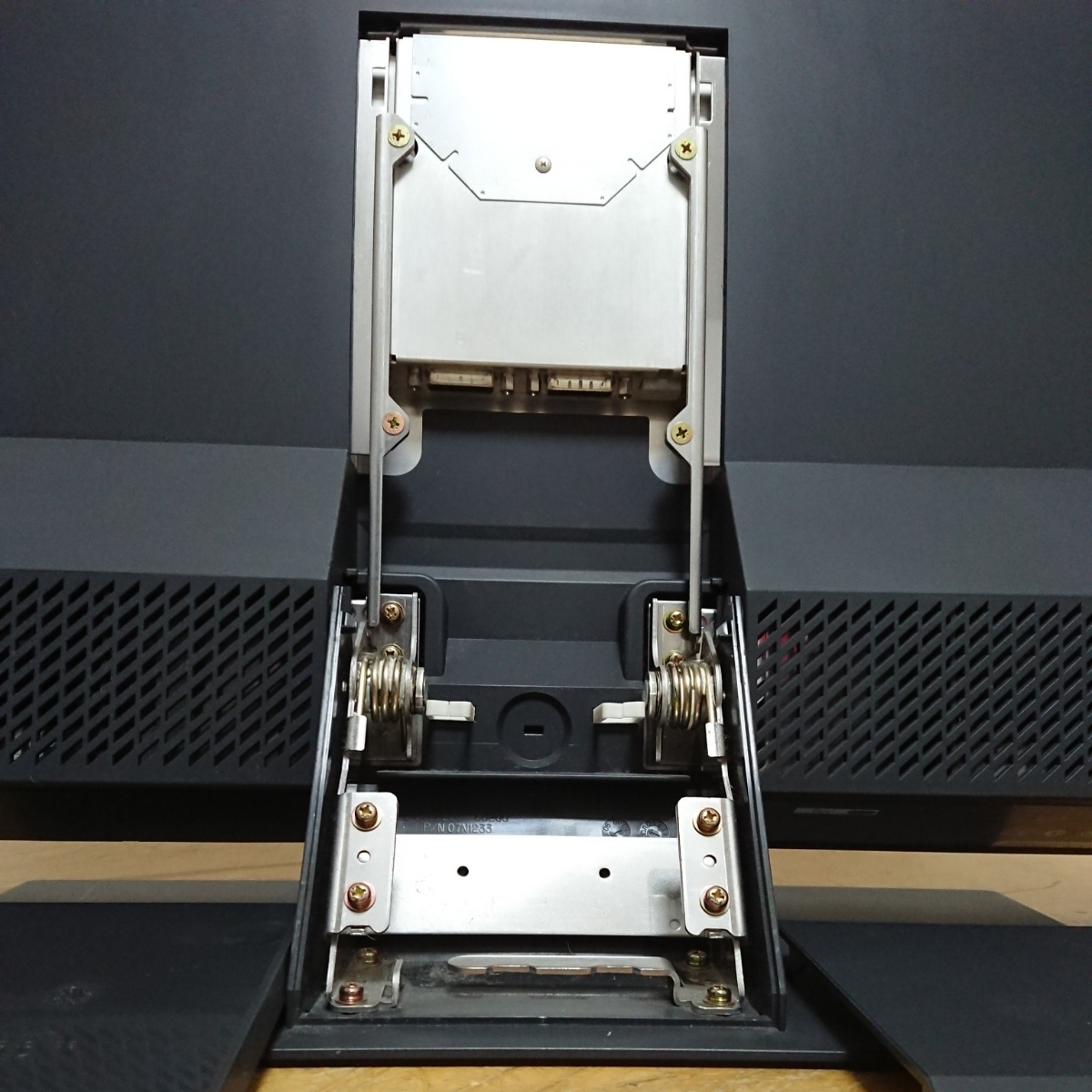 IBM T221 9503-DGP 業務用 22.2インチ 超高解像度 液晶モニター 1224h(22インチ～)｜売買されたオークション情報 ...