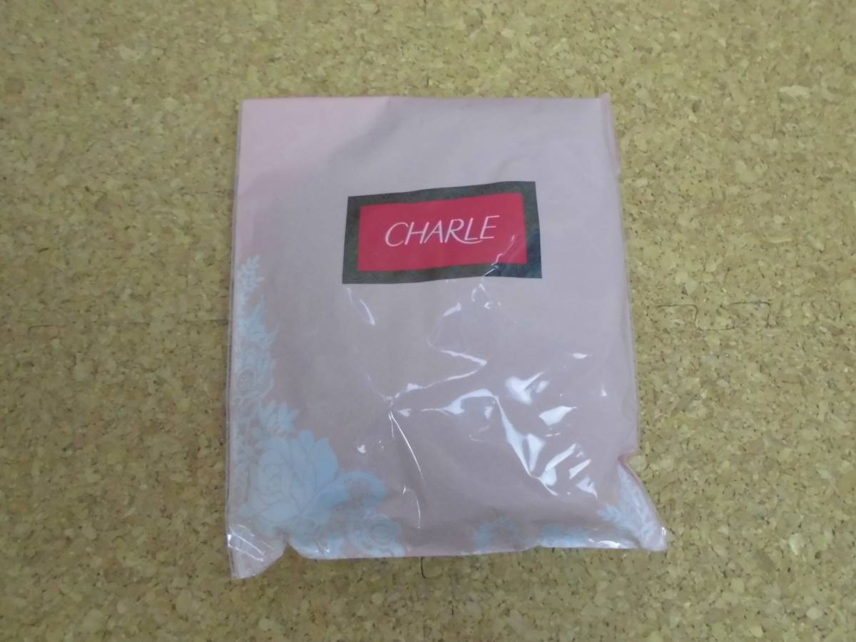 シャルレ 補整ブラジャー ドゥヴァンナ C80 ブラック FA181(80以上)｜売買されたオークション情報、yahooの商品情報をアーカイブ公開 - オークファン（aucfan.com）