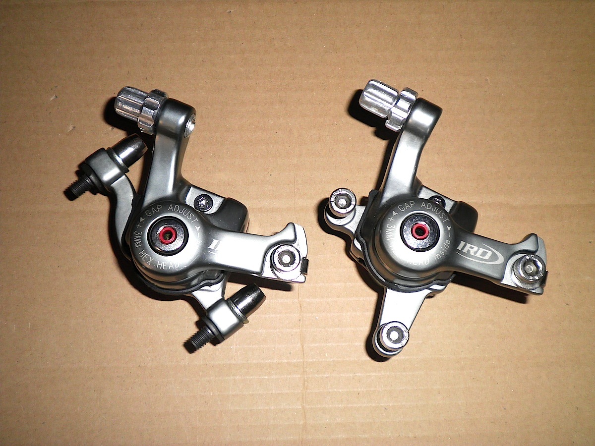 レア IRD Dual Banger 対抗ピストン メカニカルディスクブレーキ前後キャリパーセット UNEX製スペアーパッド付属／(ディスク ...