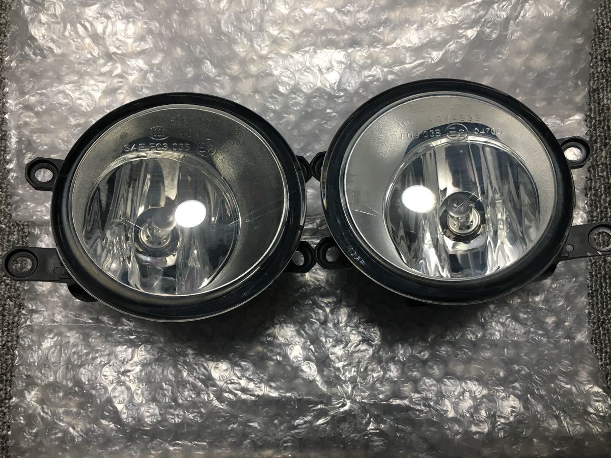 30 プリウス 前期 純正 valeo トヨタ フォグランプ 左右セット A0929N18 品番 81210-0D042 81220 ...