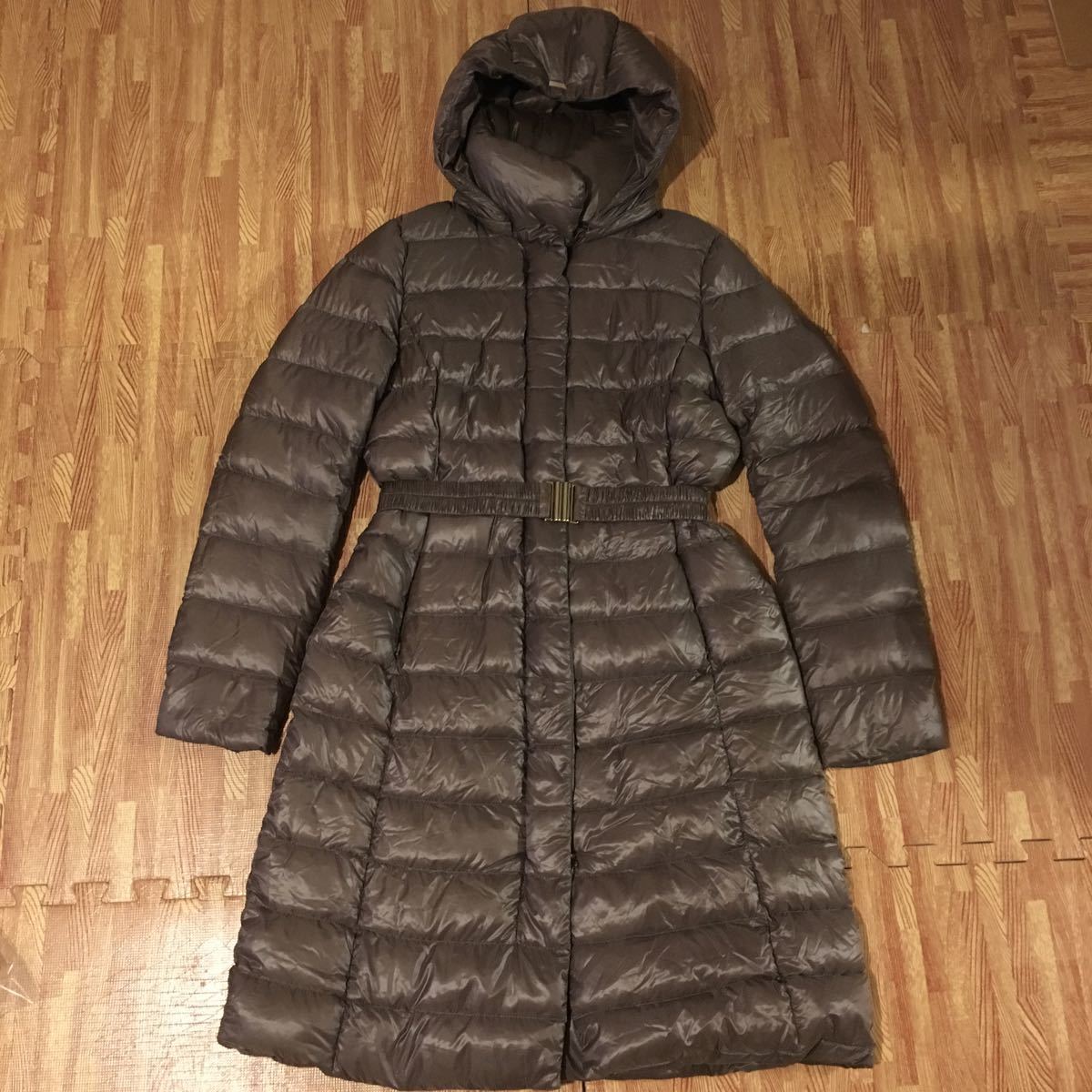 HERNO ダウン ロングコート ジャケット ヘルノ 44 L(Lサイズ)｜売買されたオークション情報、yahooの商品情報をアーカイブ公開 - オークファン（aucfan.com）