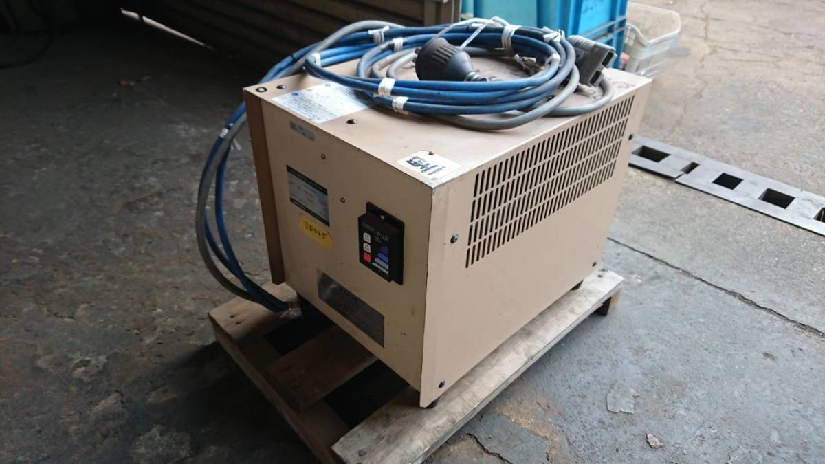 格安 ニチユ バッテリー フォークリフト用充電器 24V NICHIYU AUTOMATIC CHARGER SC214-630A 程度良好 ...