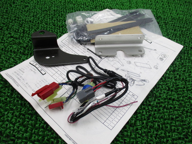 ホンダ 純正 バイク 部品 シルバーウイング400 オーディオアタッチメントキット 純正 08B08-MCT-000 シルバーウイング600 ...