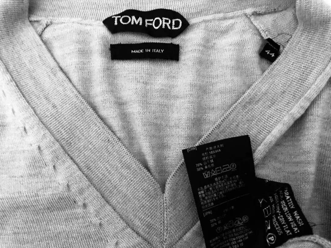 TOM FORD トムフォード／カシミアシルク素材 ニット ハイゲージ Vネック ライトグレー 44(トムフォード)｜売買されたオークション ...