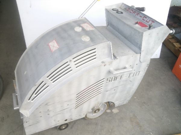 SOFF-CUT G2000 コンクリートカッター 刃付き 動作未確認(コンクリートカッター)｜売買されたオークション情報、yahooの商品 ...