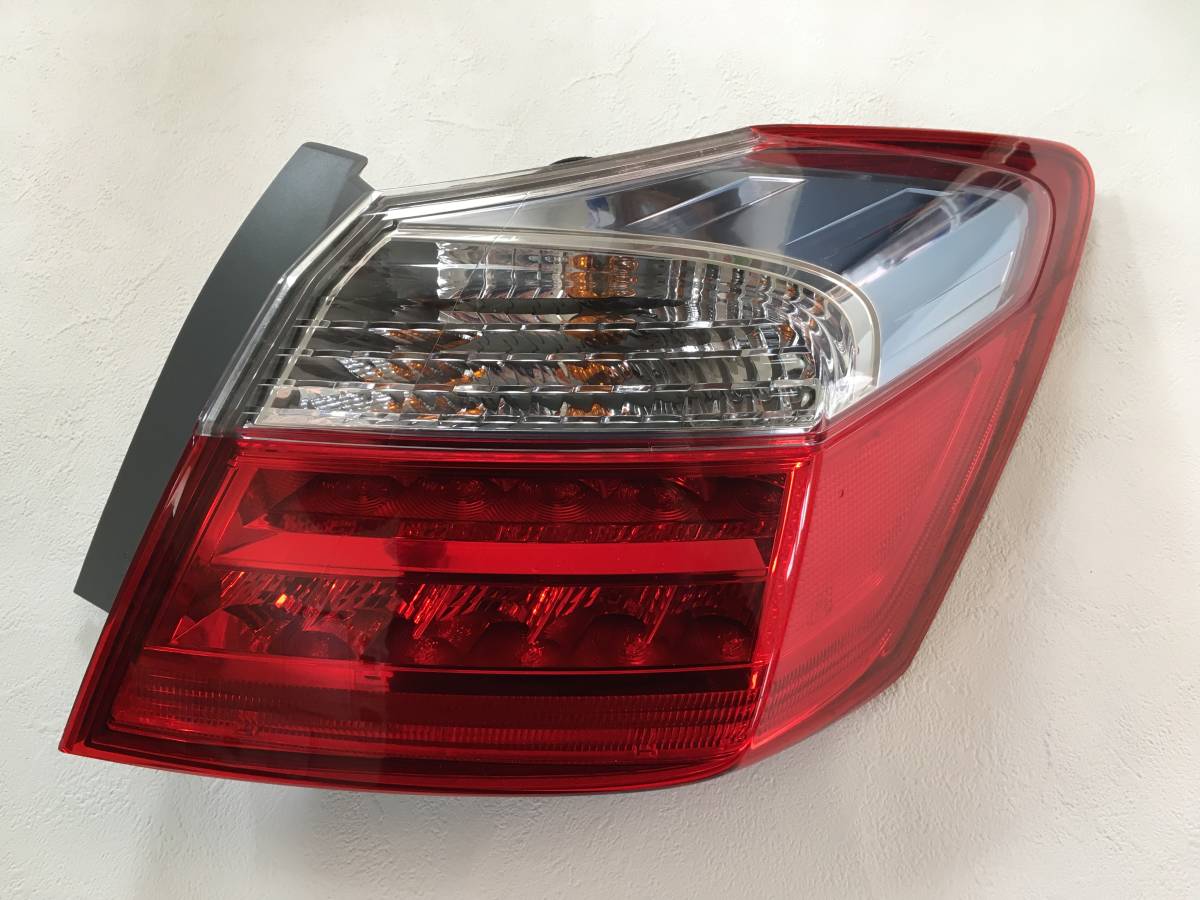 HONDA アコードハイブリッド CR6 前期用 テールレンズ テールランプ 右側のみ STANLEY W1002(リア)｜売買された ...