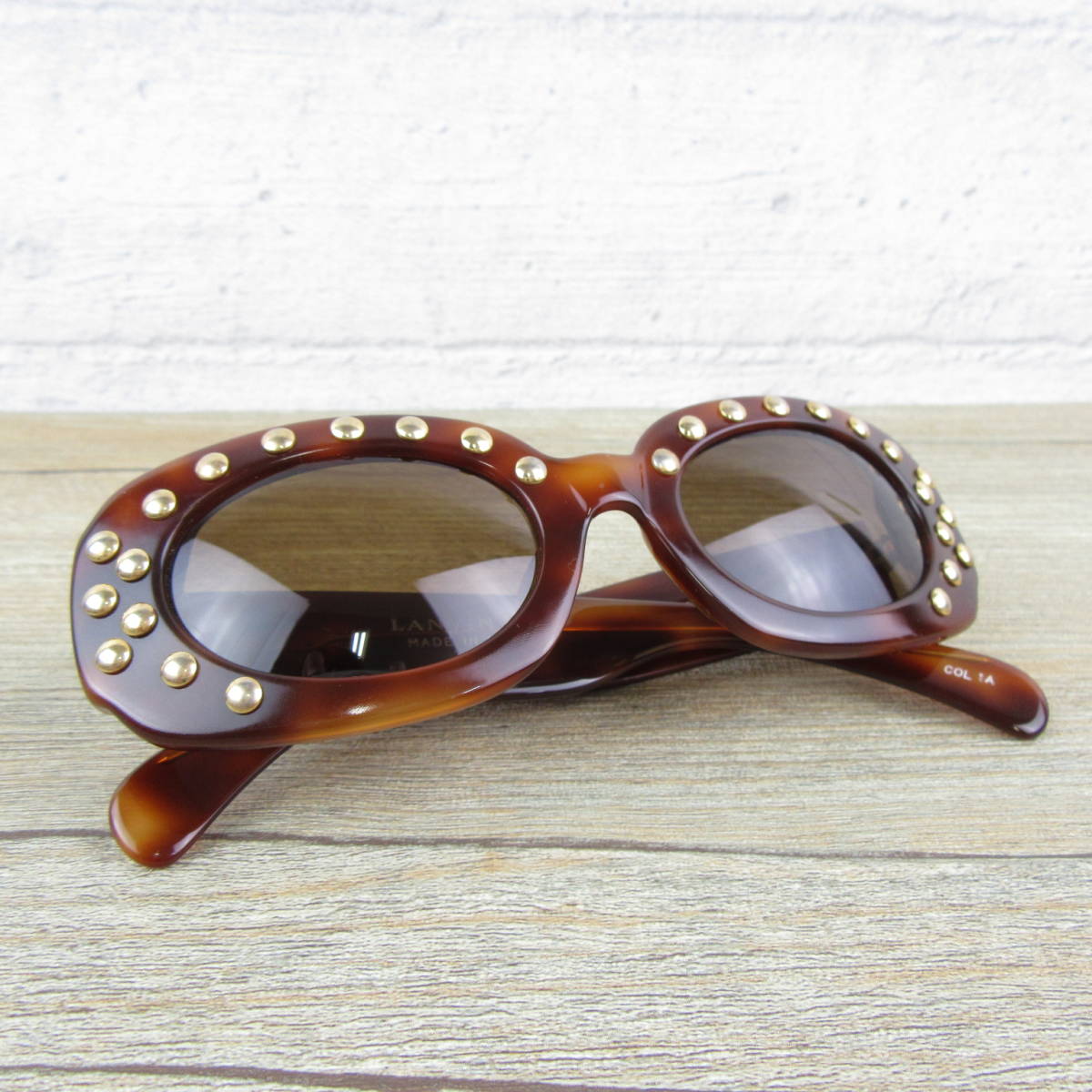 LANVIN ランバン べっ甲柄 スタッズ サングラス 52 24-135 フランス製 北TK2(女性用)｜売買されたオークション情報、yahooの商品情報をアーカイブ公開 - オークファン ...
