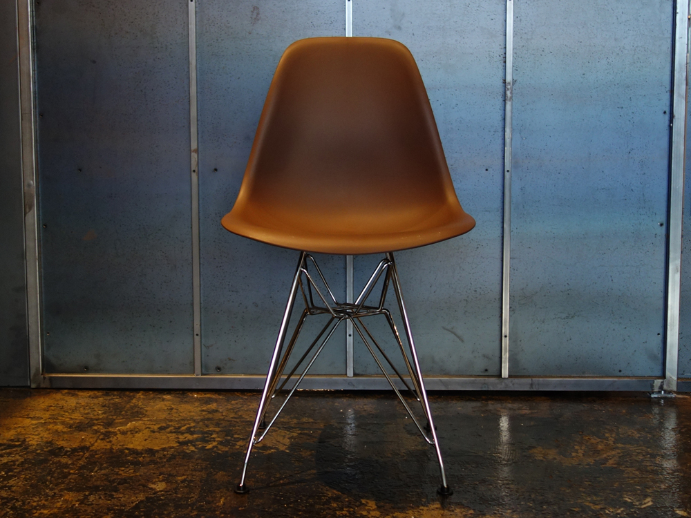 イームズ DSR シェルチェア 椅子 Eames チェア イス DSRチェア 家具 DSW RAR オフィスチェア ダイニング ソファ 茶(プラスチックフレーム)｜売買されたオークション情報 ...