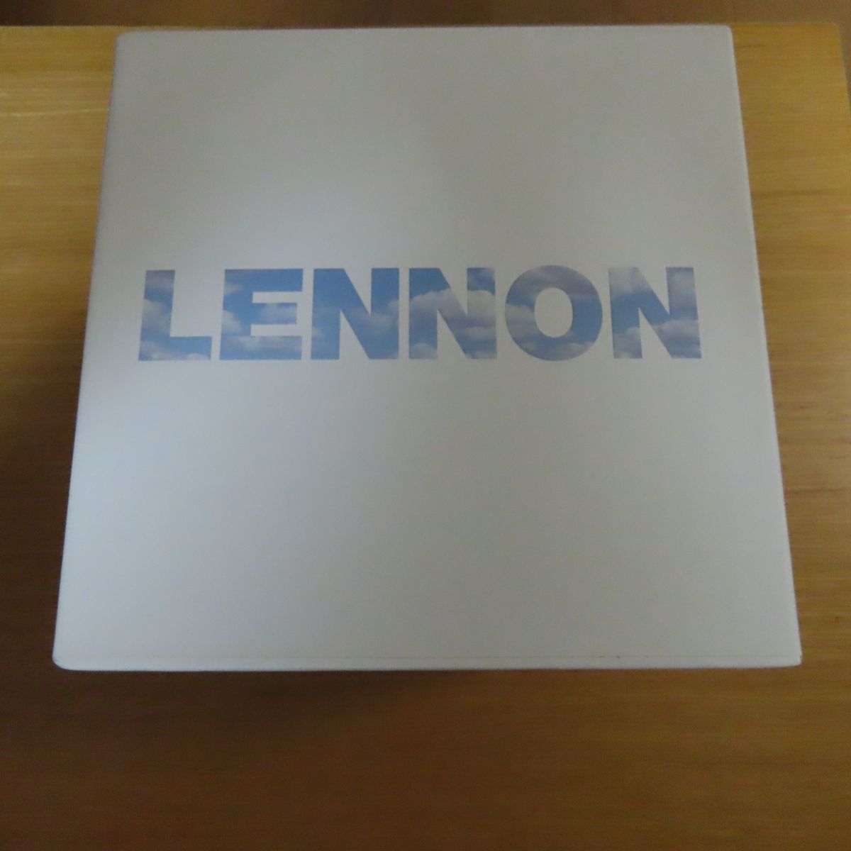 34004424; CDBOX John Lennon Signature Box /(その他)｜売買されたオークション情報、yahooの商品 ...