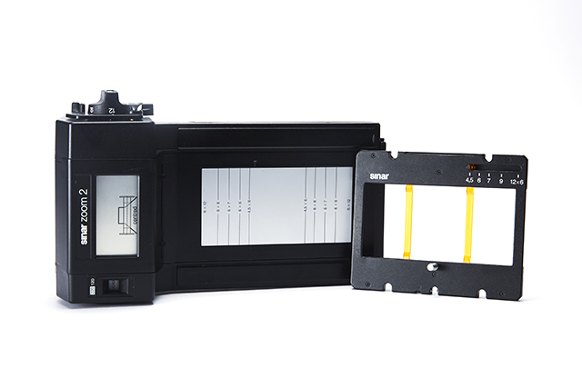 Sinar ZOOM2 ロールフィルムホルダー(大判)｜売買されたオークション情報、yahooの商品情報をアーカイブ公開 - オークファン（aucfan.com）