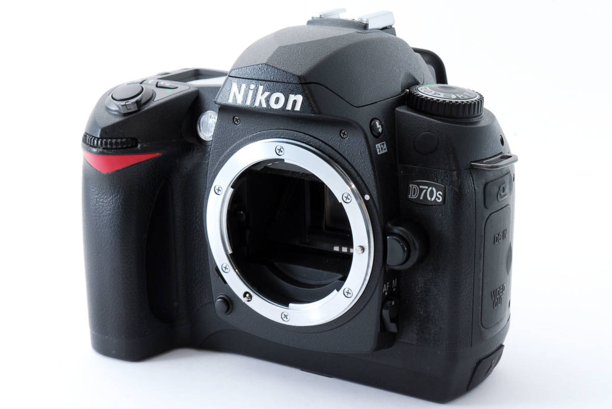 #4296 ニコン Nikon D70s ボディ バッテリー付き(ニコン)｜売買されたオークション情報、yahooの商品情報をアーカイブ公開 - オークファン（aucfan.com）