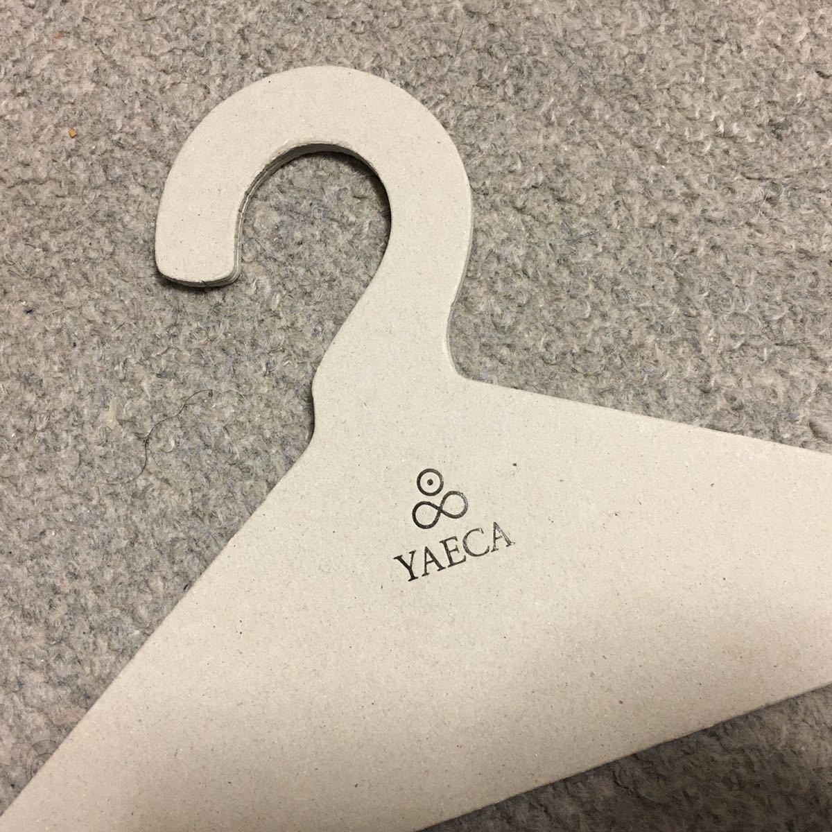 YAECA ヤエカ ハンガー(女性用)｜売買されたオークション情報、yahooの商品情報をアーカイブ公開 - オークファン（aucfan.com）