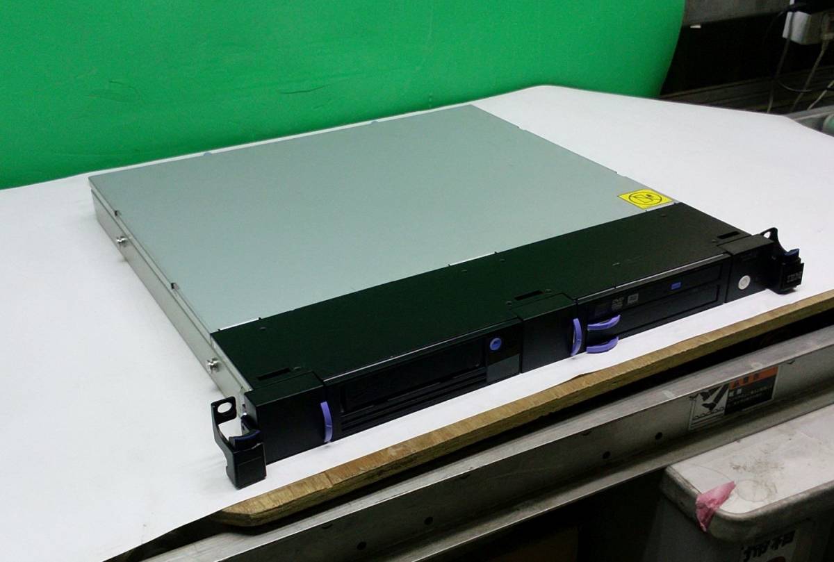 LTO7搭載 IBM/マルチメディアエンクロージャー 7226-1U3/LTO7ドライブ+DVD MULTIドライブ搭載 即日発送 ...