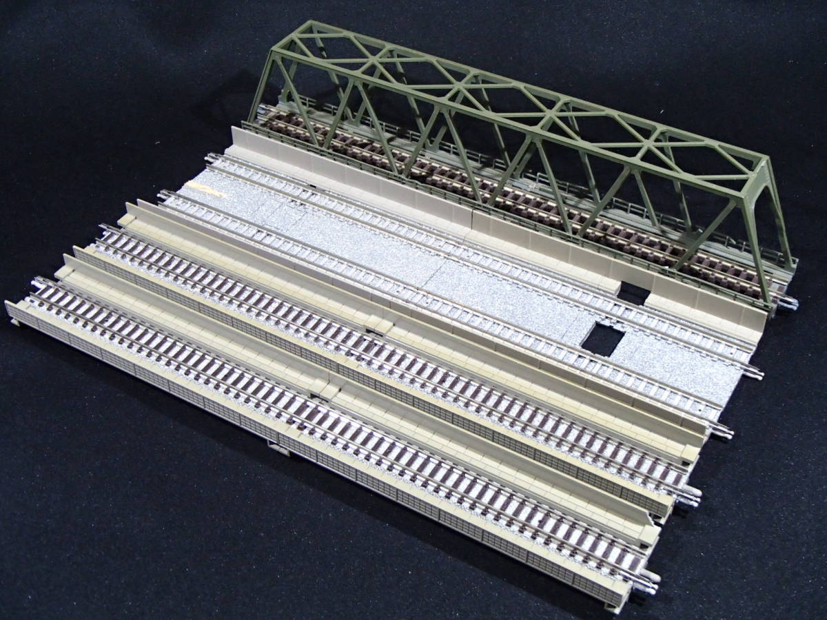 TOMIX 3030 単線トラス鉄橋 F 青 1061 1811 複線レールDS140 F 1072 1822 高架橋付PCレールHS280 ...