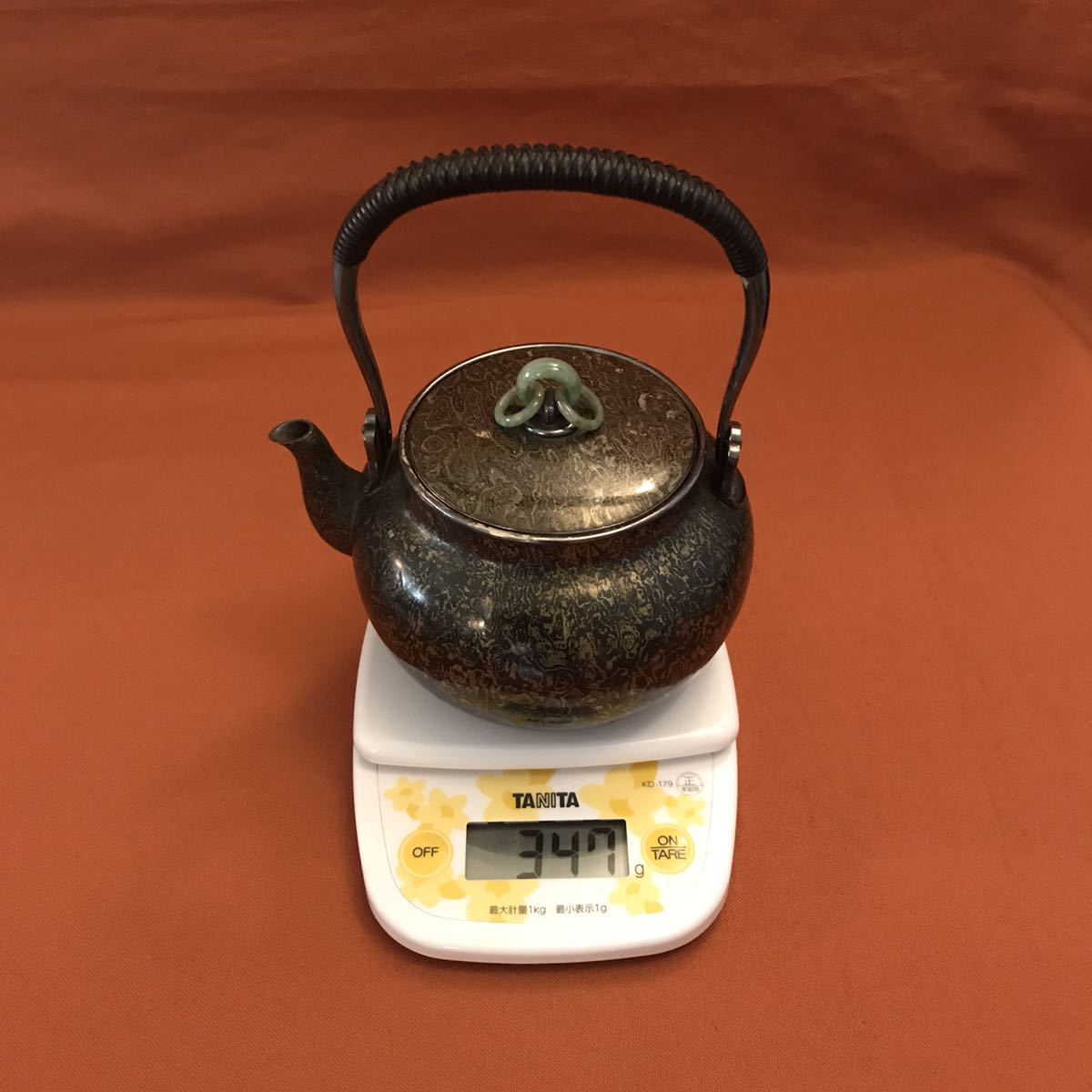 正光 銀瓶 急須 347g 煎茶道具 工芸 美術 骨董(銀製)｜売買されたオークション情報、yahooの商品情報をアーカイブ公開 - オークファン（aucfan.com）