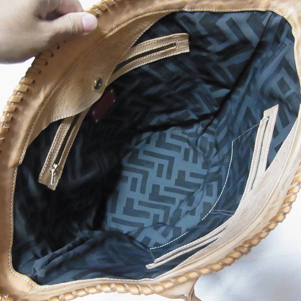 ROBITA TONE ロビタ メッシュ レザートートバッグ(牛革)｜売買されたオークション情報、yahooの商品情報をアーカイブ公開 - オークファン（aucfan.com）