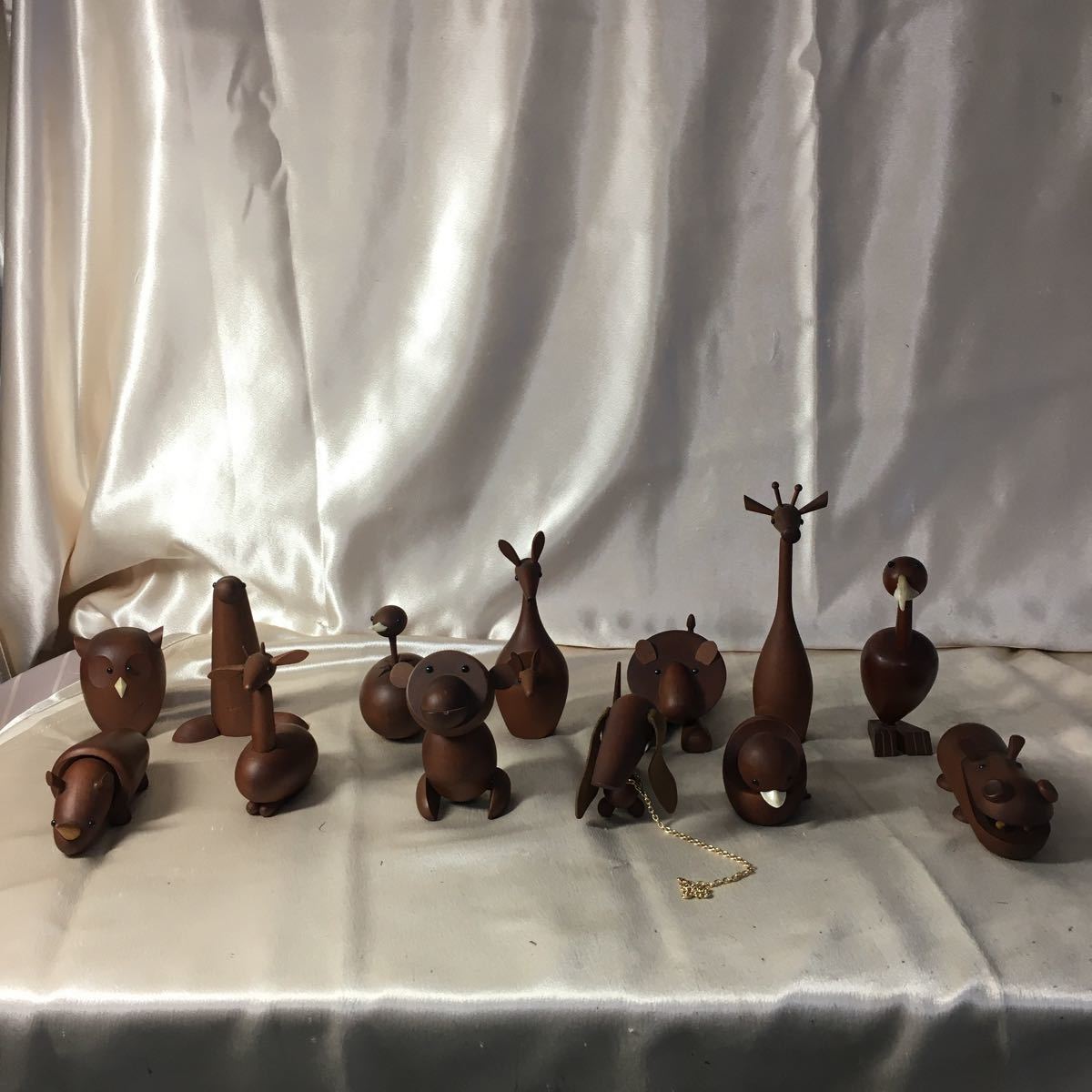 動物置物 木製 おもちゃ 玩具 飾り 装飾品 インテリア かわいい B7-3 1026(その他)｜売買されたオークション情報、yahooの商品情報をアーカイブ公開 - オークファン ...