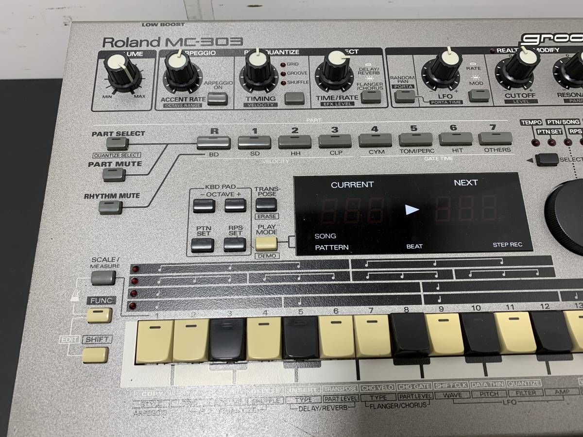 Roland ローランド シーケンサー MC-303 Corporation MC-303 DCなし 動作未確認ジャンク(リズムマシン)｜売買 ...