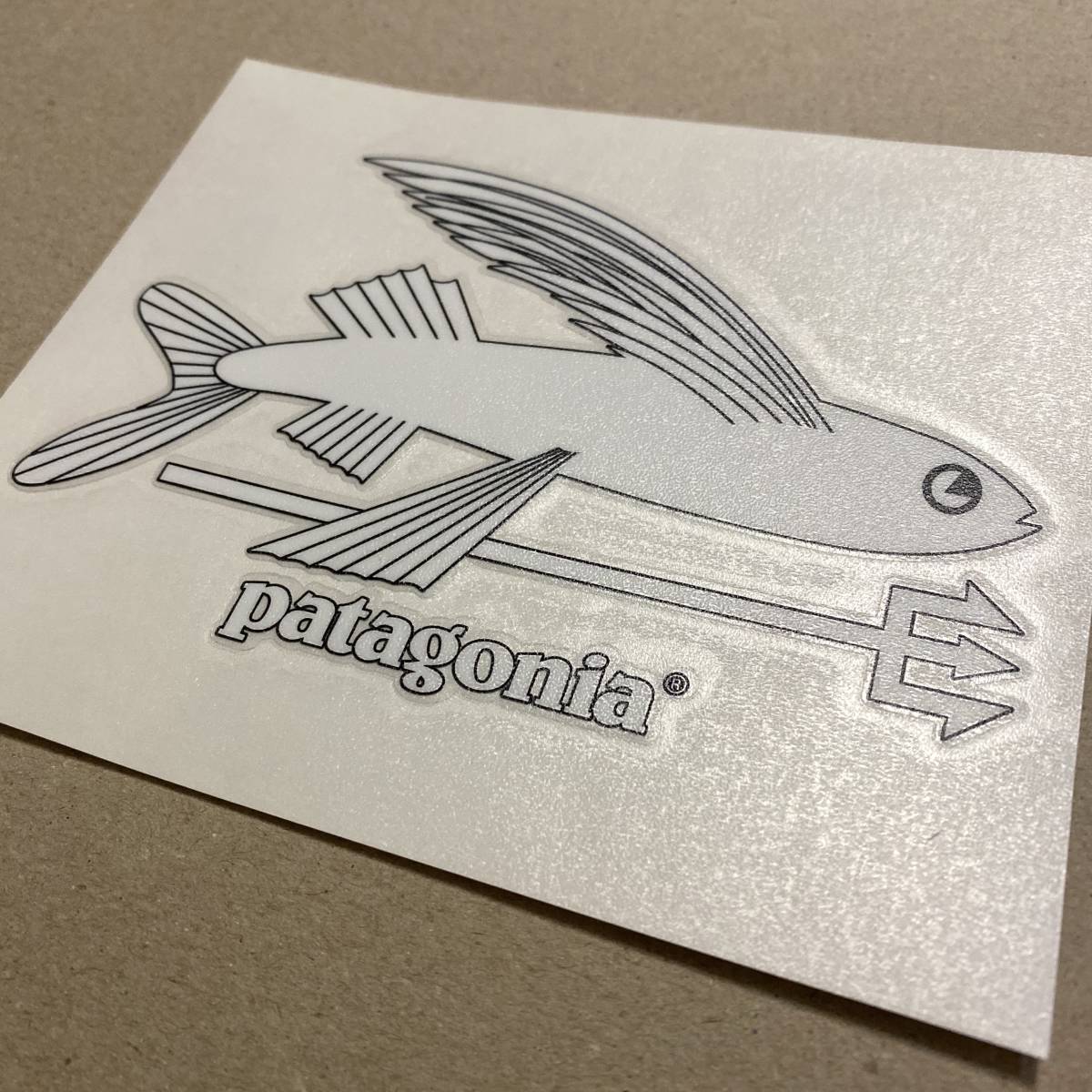 パタゴニア FCD Surfboards ステッカー S ホワイト white patagonia flying fish フライング ...