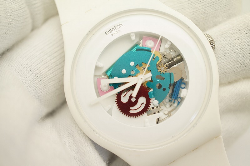 D378 作動良好 ケース付き Swatch スウォッチ 41mm スケルトン文字盤 ホワイト白 メンズ腕時計クォーツ お洒落｜さ行