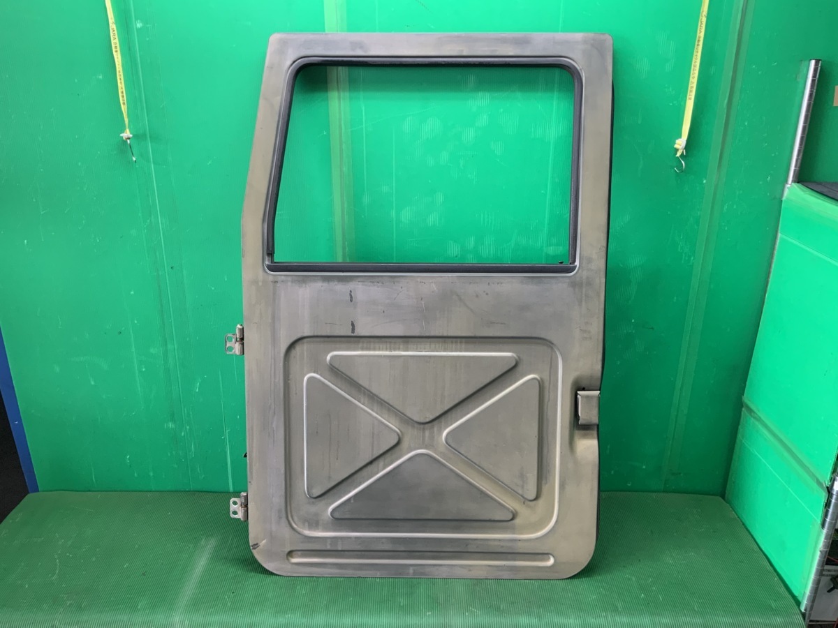 高機動車 BXD10 フロントドア 左 自衛隊 TOYOTA メガクルーザー 29929 D026(フロント)｜売買されたオークション情報、yahooの商品情報をアーカイブ公開 ...