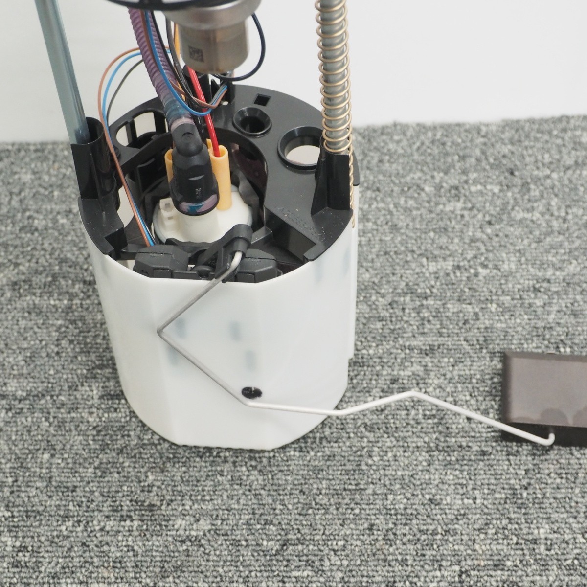 P-12 ポルシェ マカン Macan 95B フューエルポンプ 燃料ポンプ Fuel Pump 8R0919051F(ポルシェ用)｜売買され ...