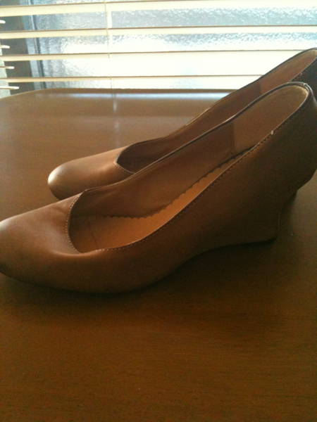 アンティーク加工 ウェッジソール パンプス(ブラウン系)｜売買されたオークション情報、yahooの商品情報をアーカイブ公開 - オークファン ...