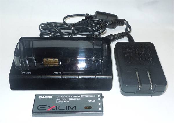 CASIO デジカメ用クレードルCA-35と ACアダプタと電池セット(カシオ)｜売買されたオークション情報、yahooの商品情報をアーカイブ ...