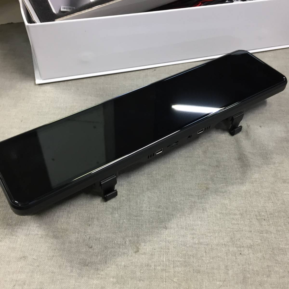 MAXWIN マックスウィン ドライブレコーダー ミラー型 前後同時録画 右ハンドル仕様 11.88インチ MDR-C007A3 車外設置リアカメラ(その他)｜売買されたオークション情報 ...